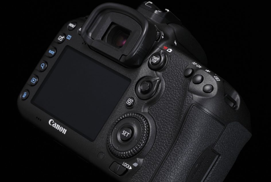 Canon EOS 7D Mark II review | Cameralabs