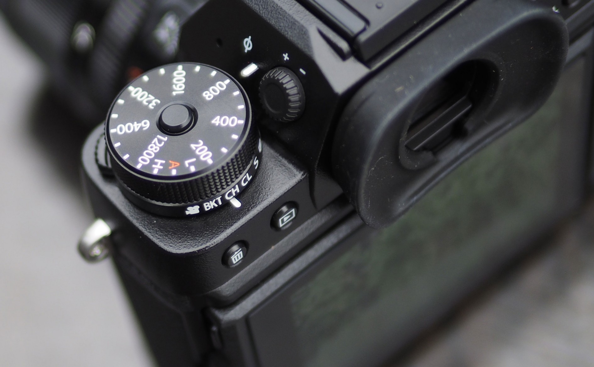 Fujifilm XT2 review | Cameralabs