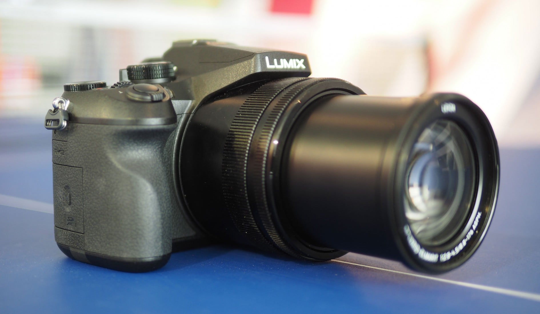 Panasonic Lumix FZ2000 / FZ2500 review | Cameralabs