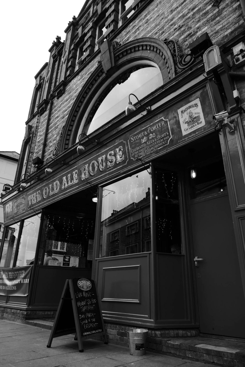 Panasonic Lumix TZ200 ZS200 review | Cameralabs