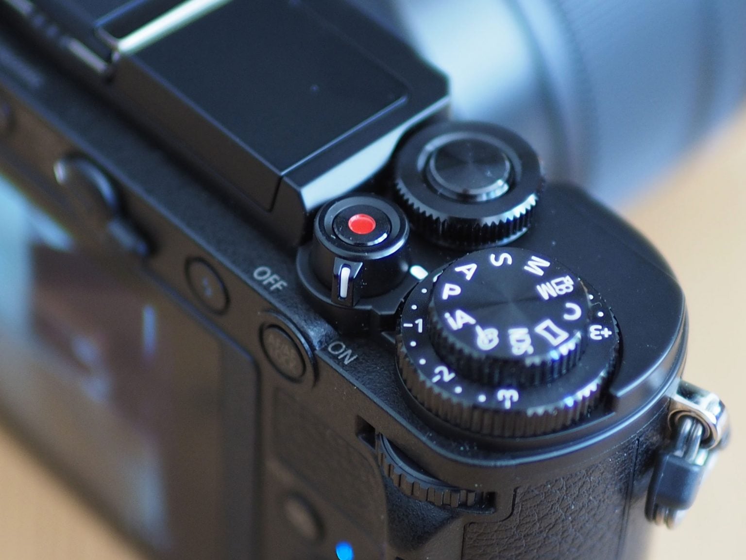 Panasonic Lumix GX9 review | Cameralabs