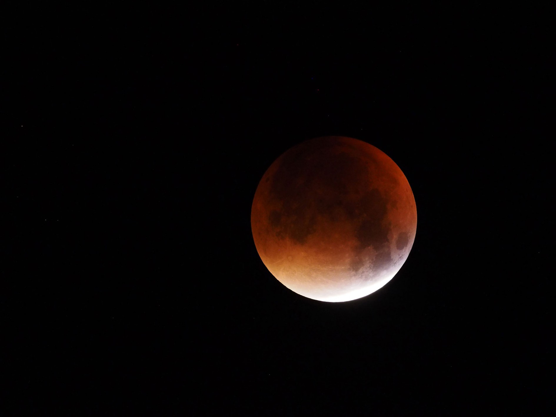 Lunar Eclipse Photography | Cameralabs