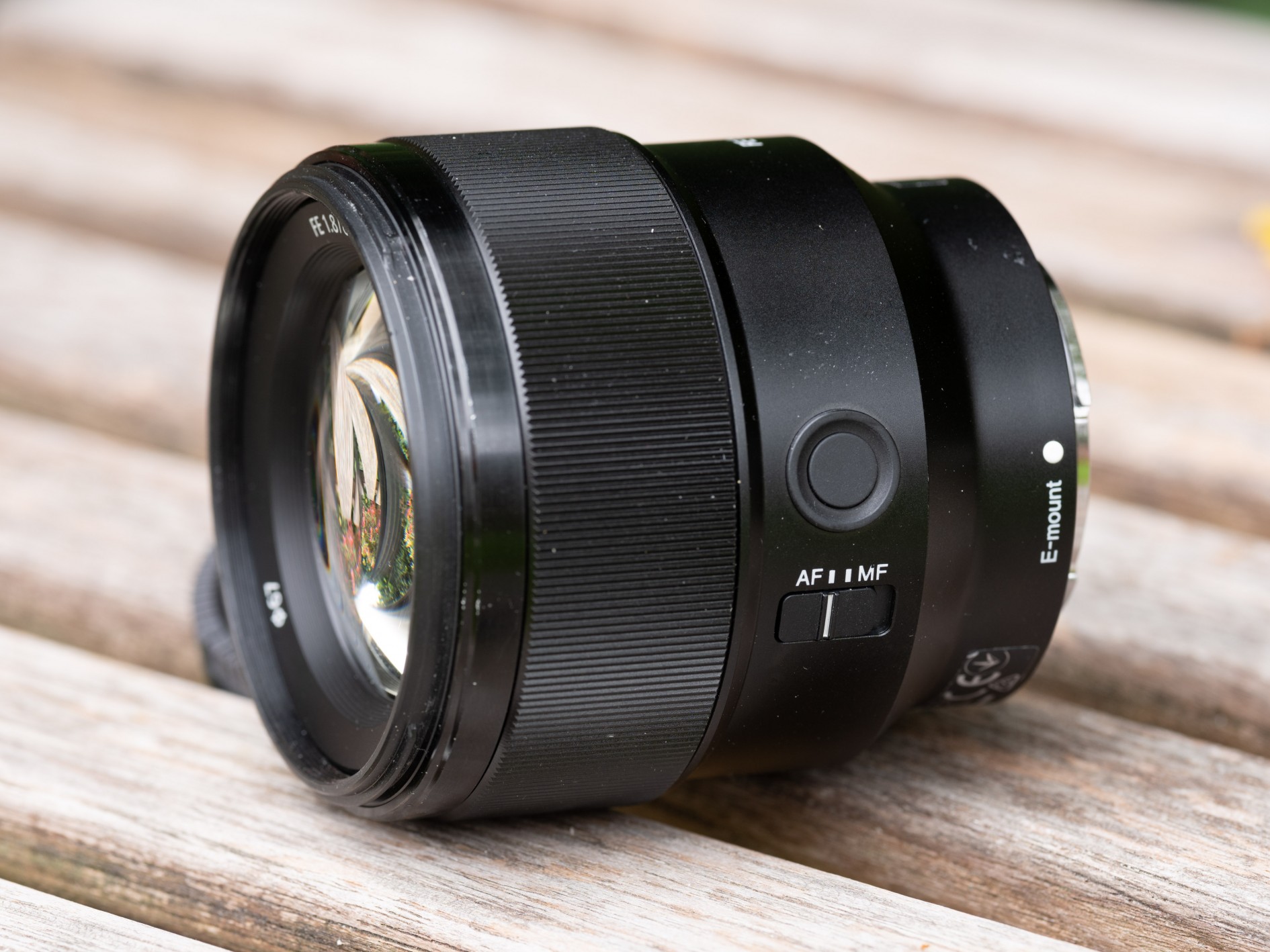 Sony FE 85mm f1.8 review | Cameralabs