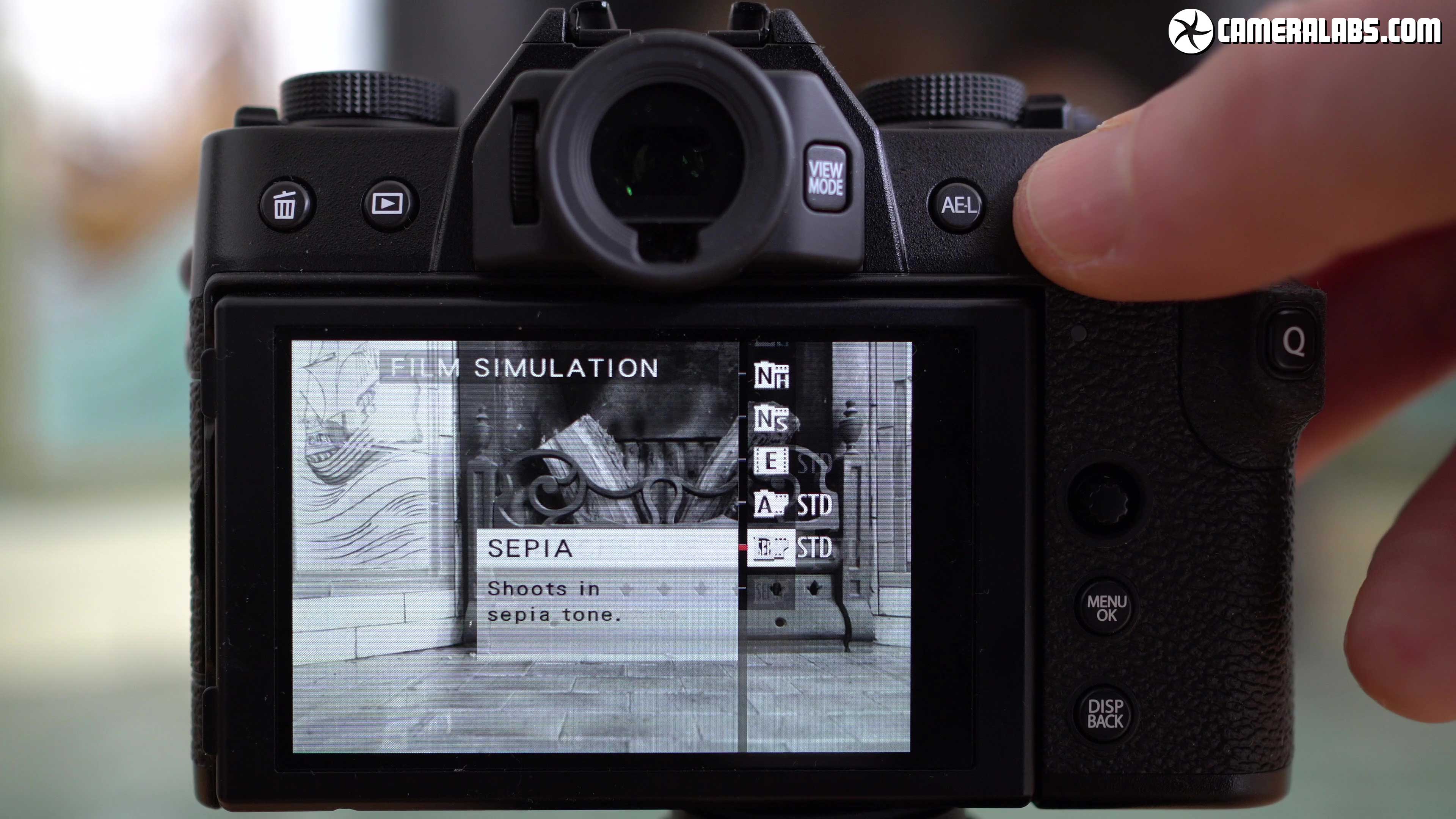 Fujifilm XT30 review | Cameralabs