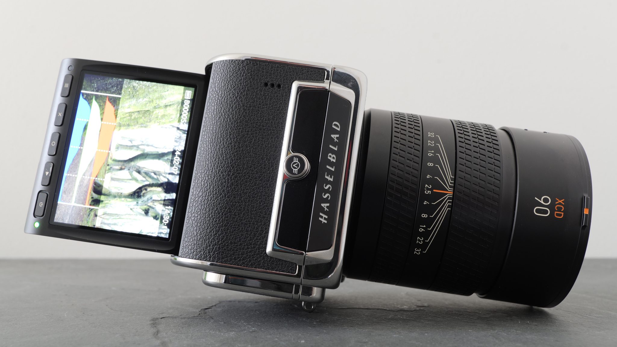 Hasselblad 907X & CFV 100C review | Cameralabs