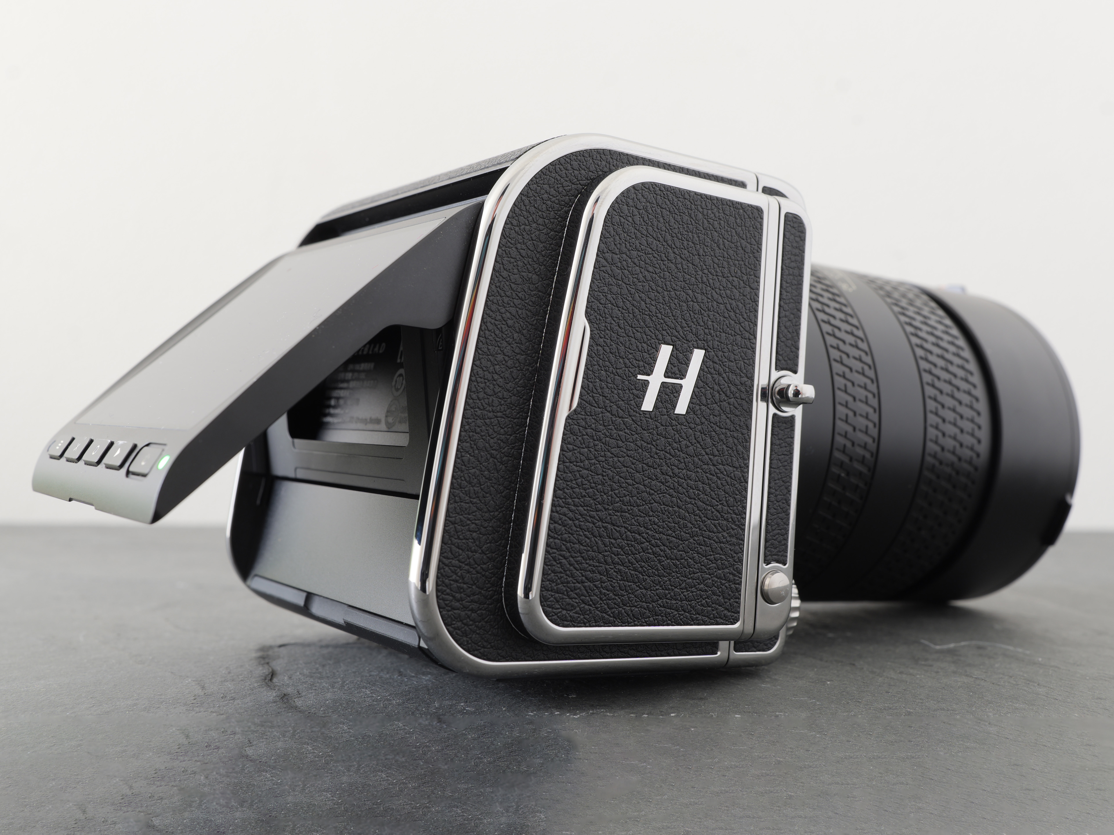 Hasselblad 907X & CFV 100C review | Cameralabs