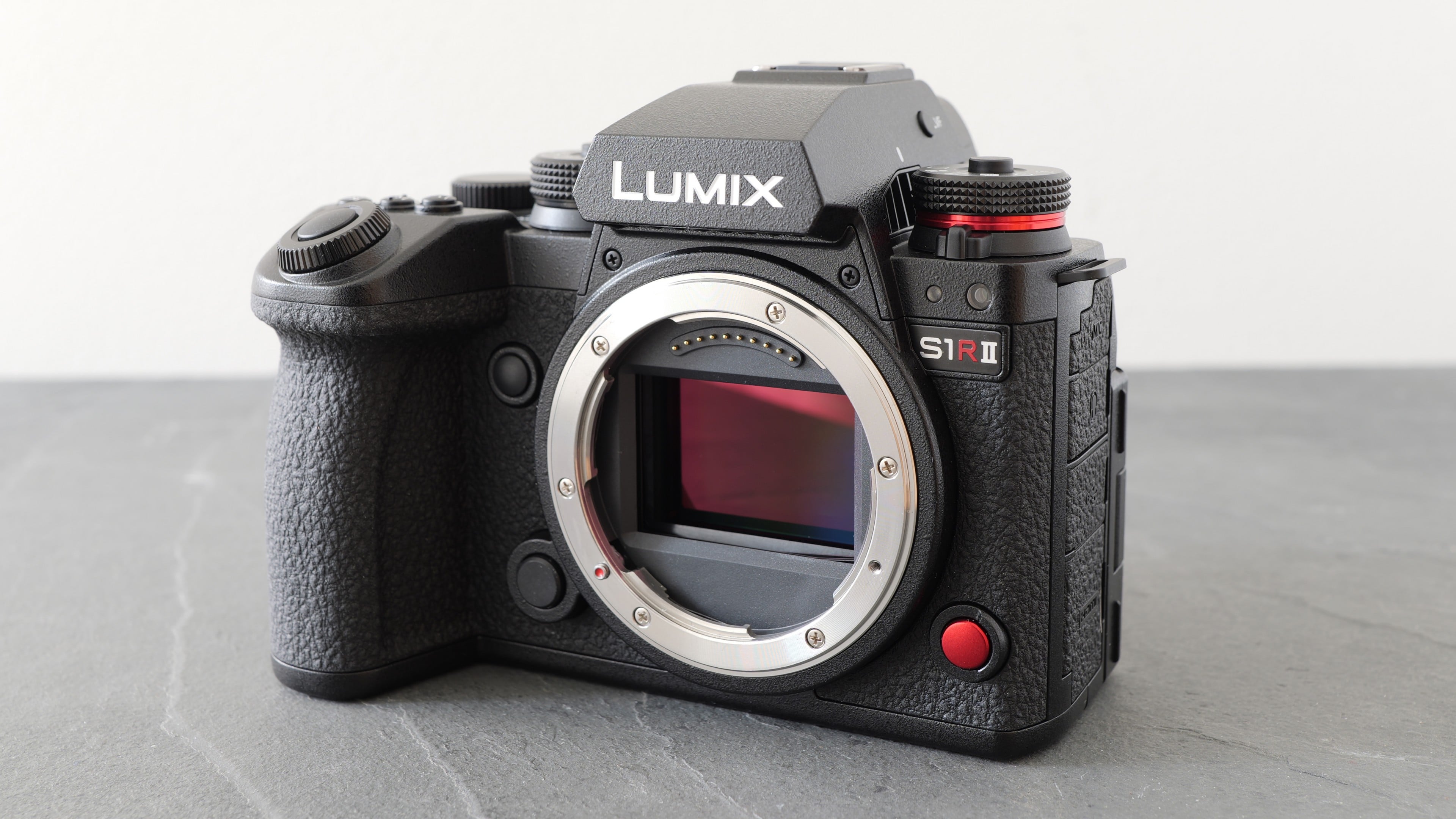 Panasonic Lumix S1R II review | Cameralabs